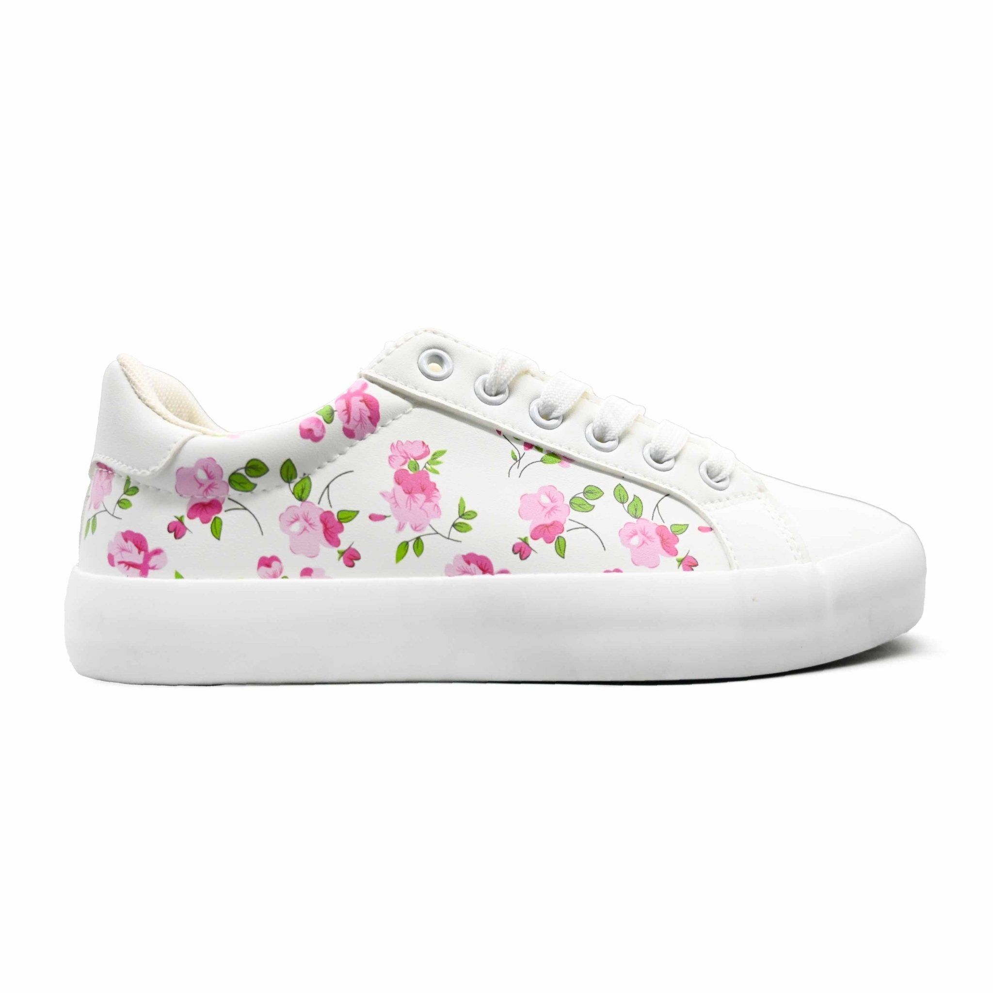 Vigo Winik – Lace-Up Sneakers with Colorful Sole Detail